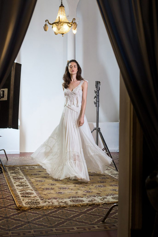 15 ชุดแต่งงานหรูหราสะกดสายตาจาก Anya Fleet